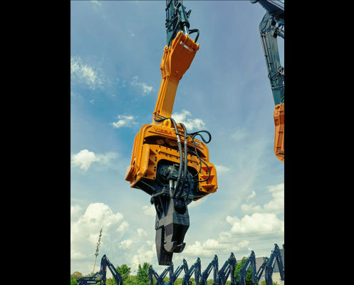 Eco Friendly Series Efficient Pile Driver , Vibratory Pile Driving ...