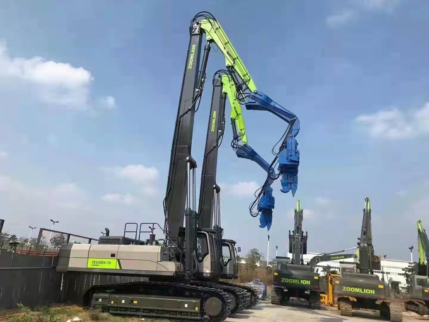Excavator Mounted Vibro Hammer / Pile Driver For 10 Meter Piling ...