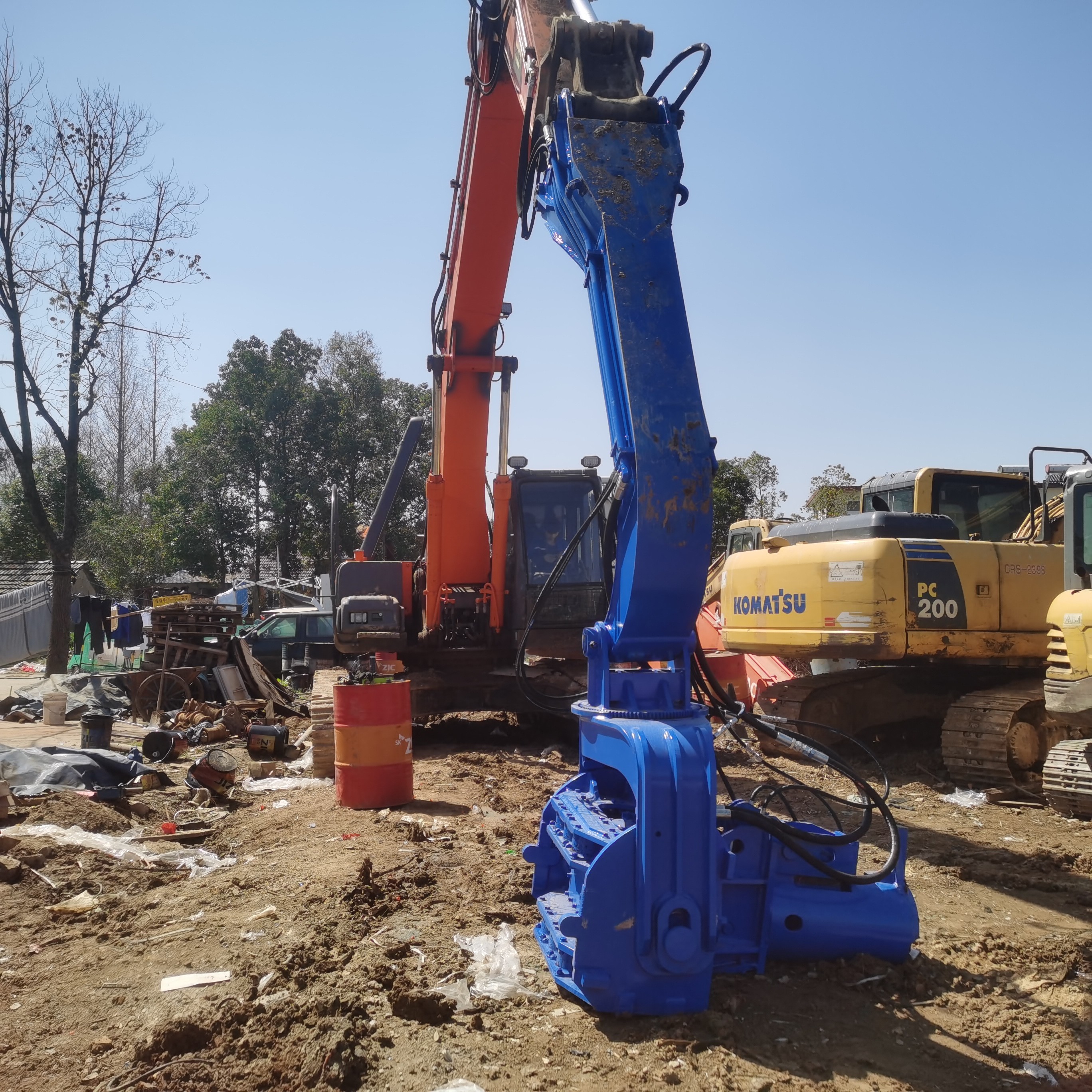 PV Pile Clamp Excavator Mounted Vibro Hammer For Solar / Wind ...