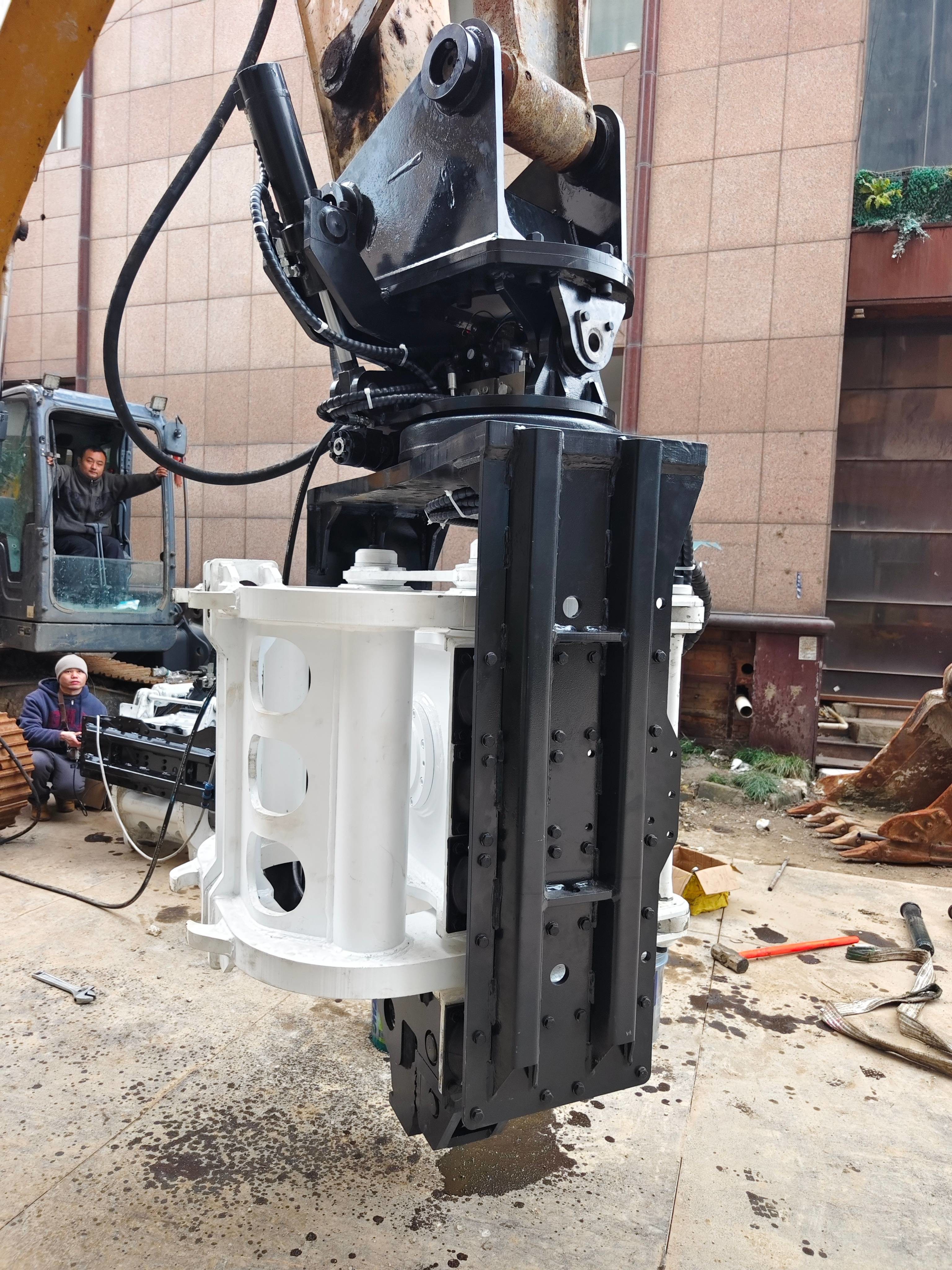 Side Clamp Vibro Hammer Pile Driving Force for Heavy Duty Pile Driving ...