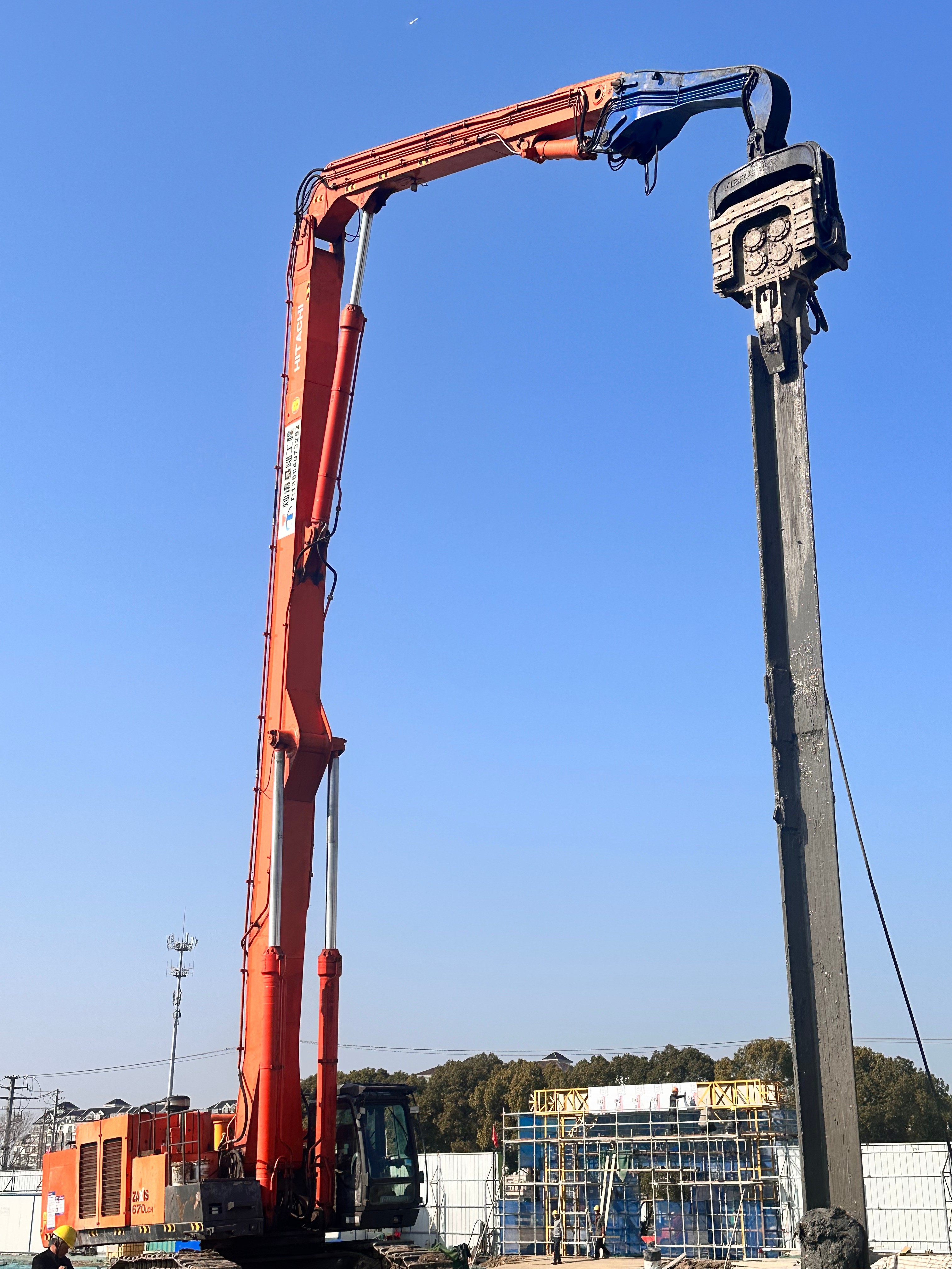 Excavator Mounted Pile Driver Hydraulic Power Source Excavator Final ...