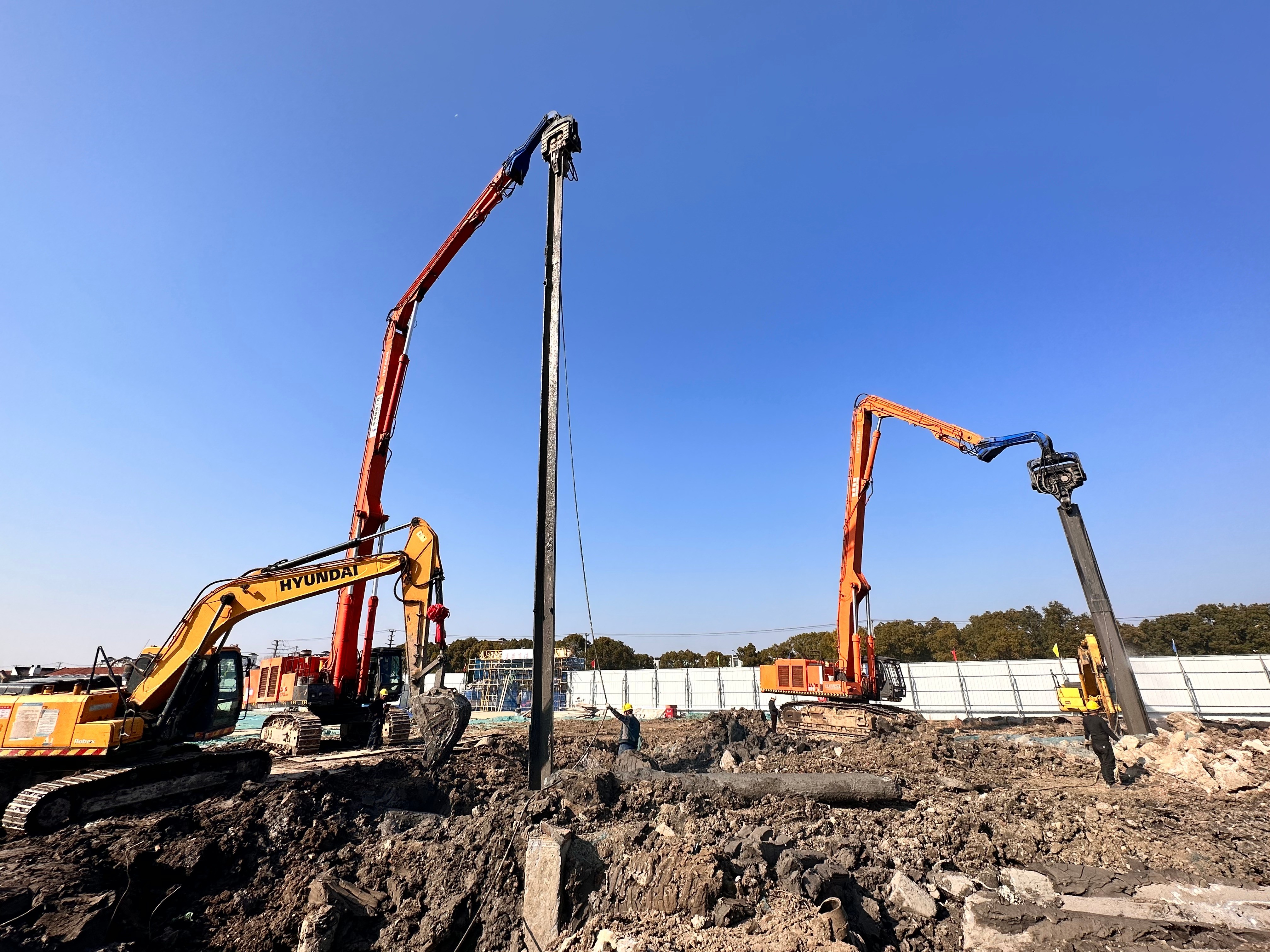 Excavator Mounted Pile Driver Hydraulic Power Source Excavator Final ...