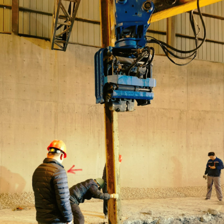 The Narrow-Space Solution: A Side-Grip Pile Driver with Compact Design ...