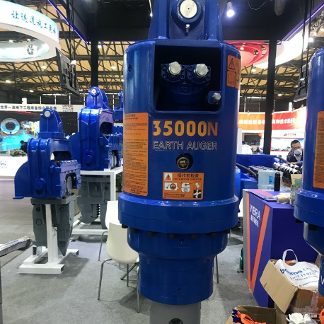 High-Efficiency Oil-Cooled Earth Drilling Auger - Built for Power on 24 ...